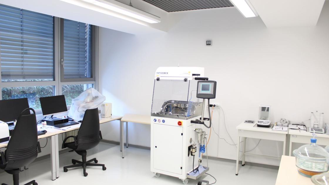 Shore A und D Härte, micro IRHD DIN 53505, DIN ISO